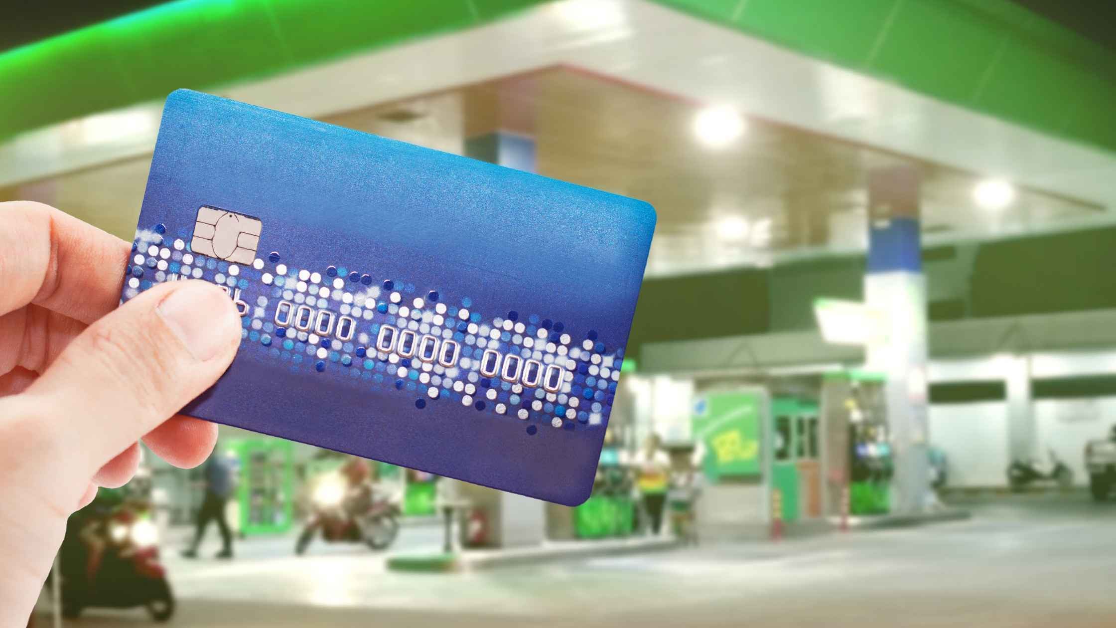 5 Tips for Effective Fleet Fuel Card Management | P-Fleet